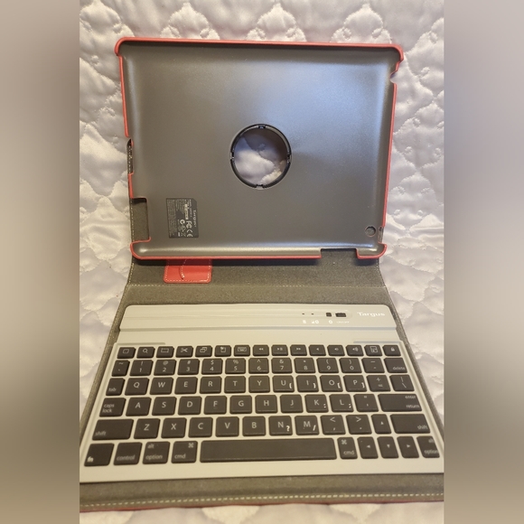 Computers, Laptops & Parts | Bb2 Targus Akb34a Redgray Bluetooth ...